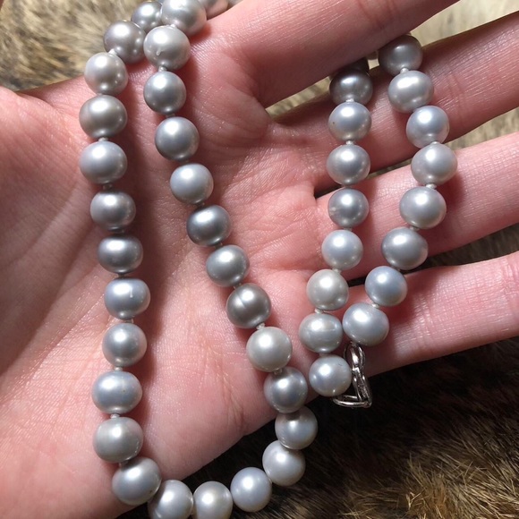 Jewelry | Minimalist Strand Of Medium Gray Genuine Freshwater Pearls ...